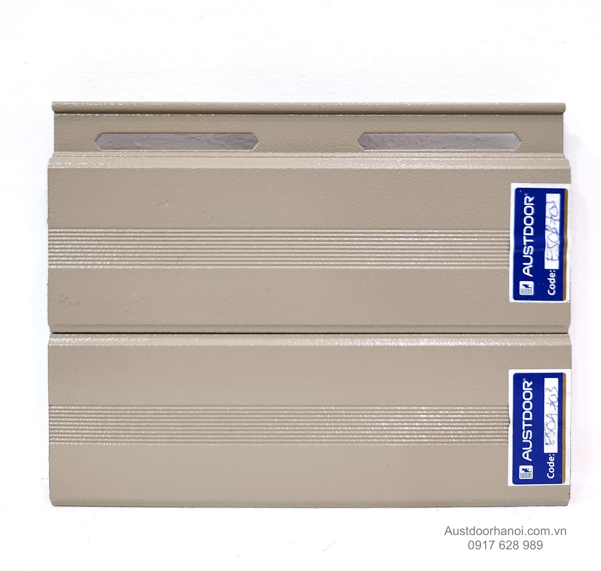 Cửa Cuốn Khe Thoáng Austdoor E50 | Dòng Eco - Chính Hãng